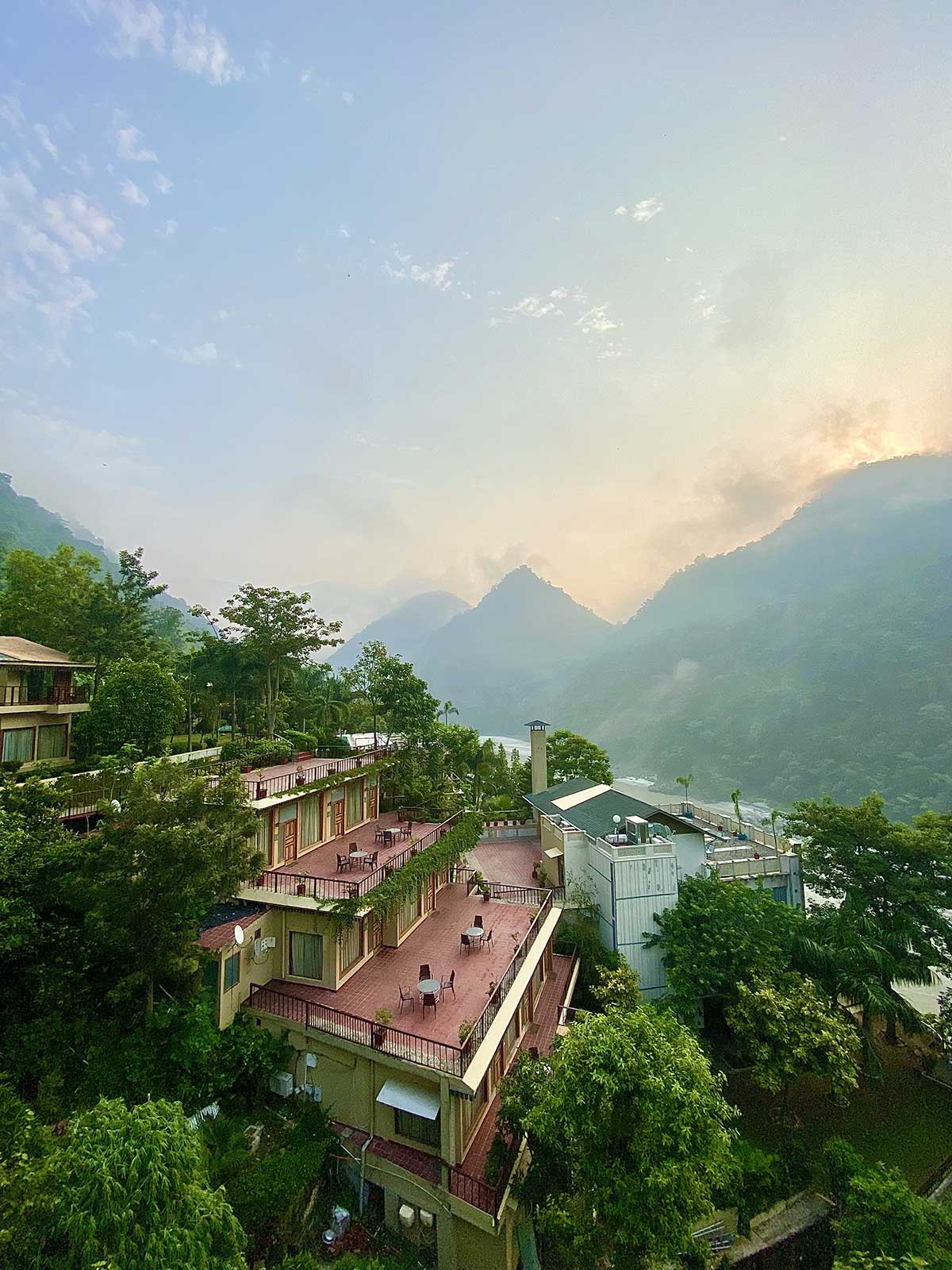 Raga On The Ganges - Mountain Resort at Rishikesh Uttarakhand